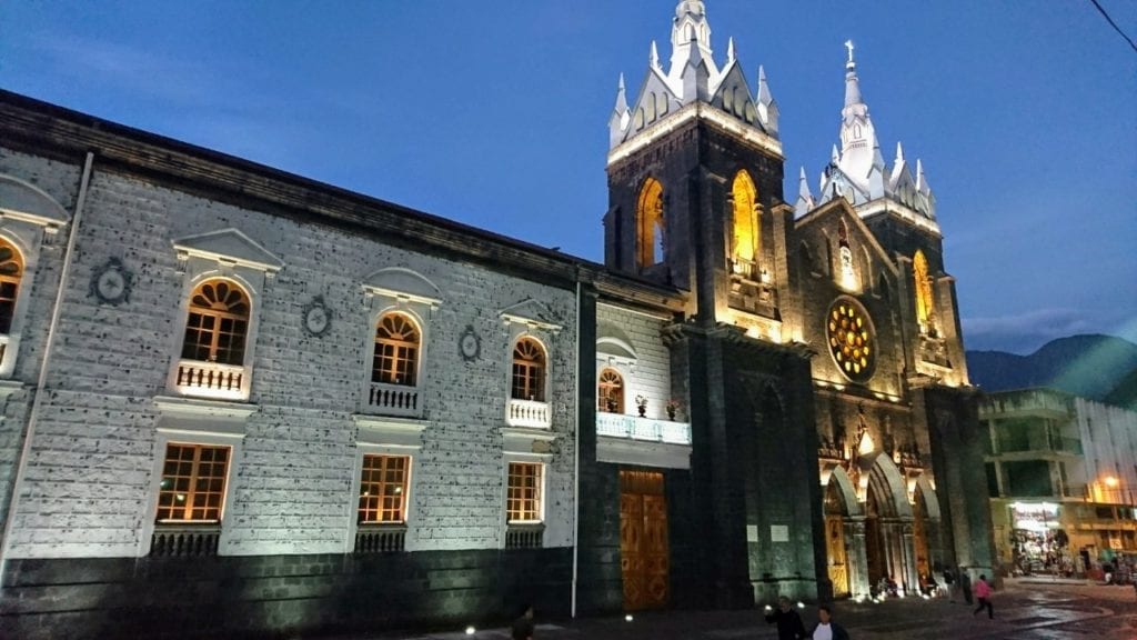 A city of extreme adventures called Baños de Ambato | Traxplorio