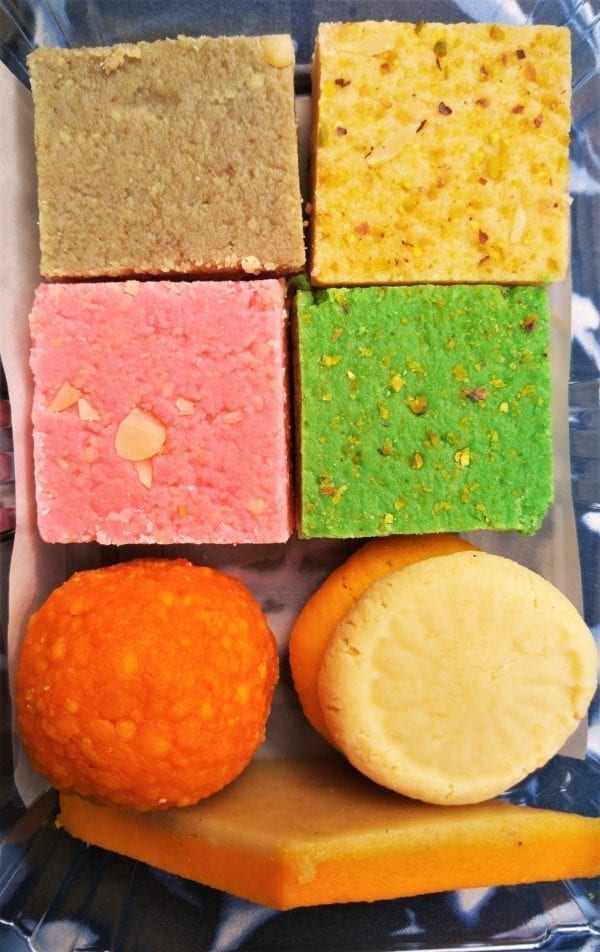 TOP 5 DELICIOUS EATS IN THE OCEAN STATE | Traxplorio