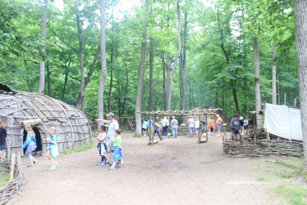 Natural Bridge Park and Blue Ridge Parkway. | Traxplorio