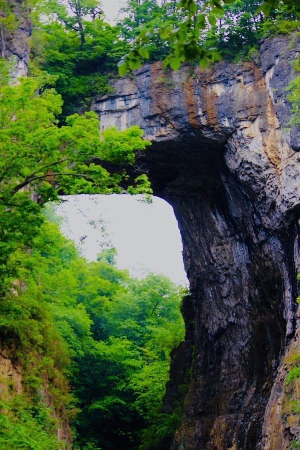 Natural Bridge Park and Blue Ridge Parkway. | Traxplorio